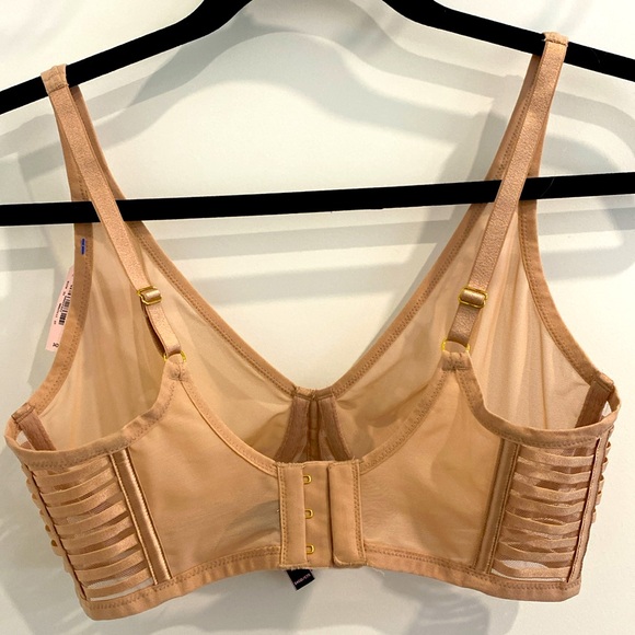 Victoria's Secret | Intimates & Sleepwear | Nwt Victorias Secret Set ...